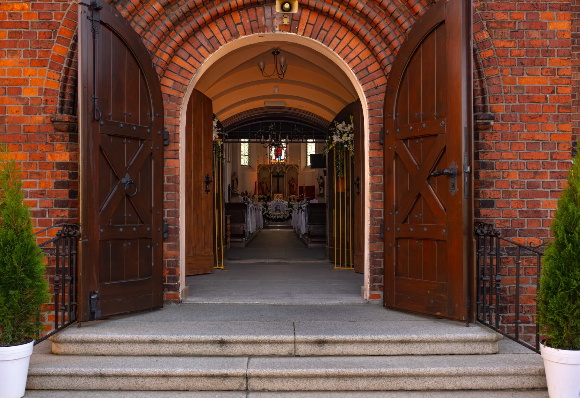 Is the Catholic Church Growing or Shrinking in America? - Crisis Magazine